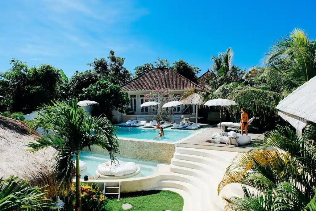 20 Fun Tips To Visit Padang Padang Beach Uluwatu
