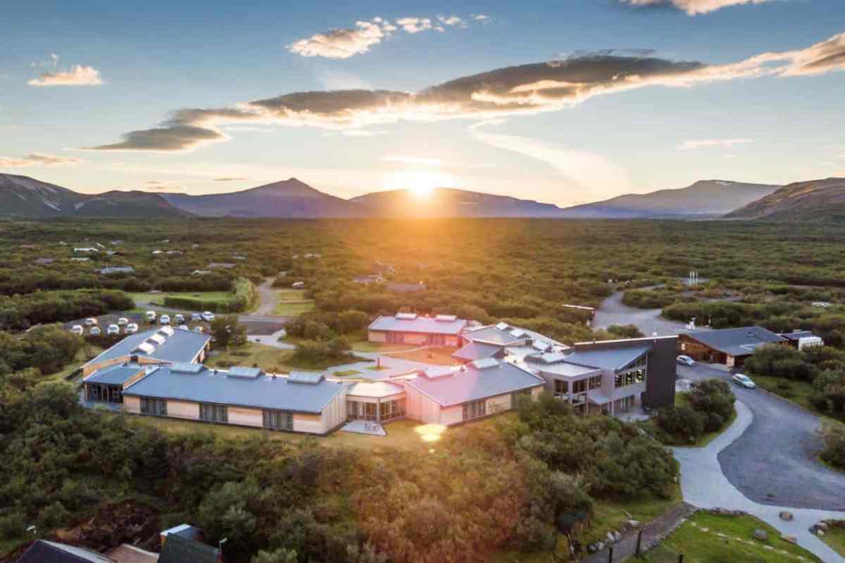 Hrunalaug Hot Springs (REVIEW + TIPS)