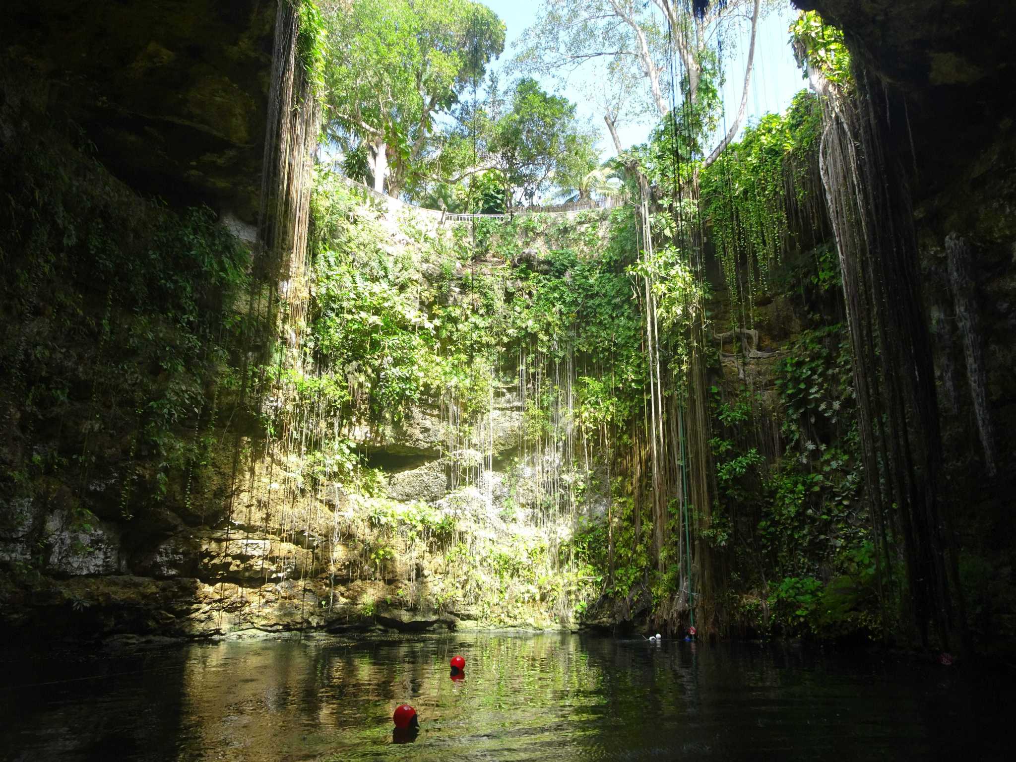 The AMAZING Cenote Ik Kil: Definitive Guide (2025 Edition)