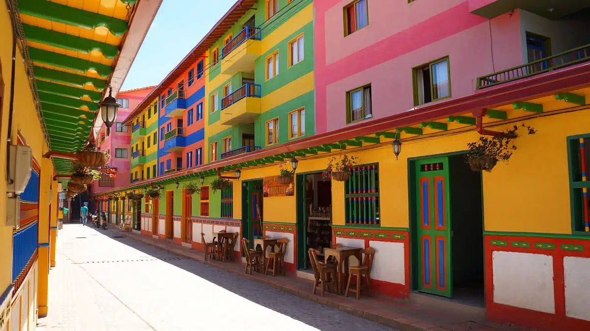 Guatape: The Truth About Visiting In 2025!