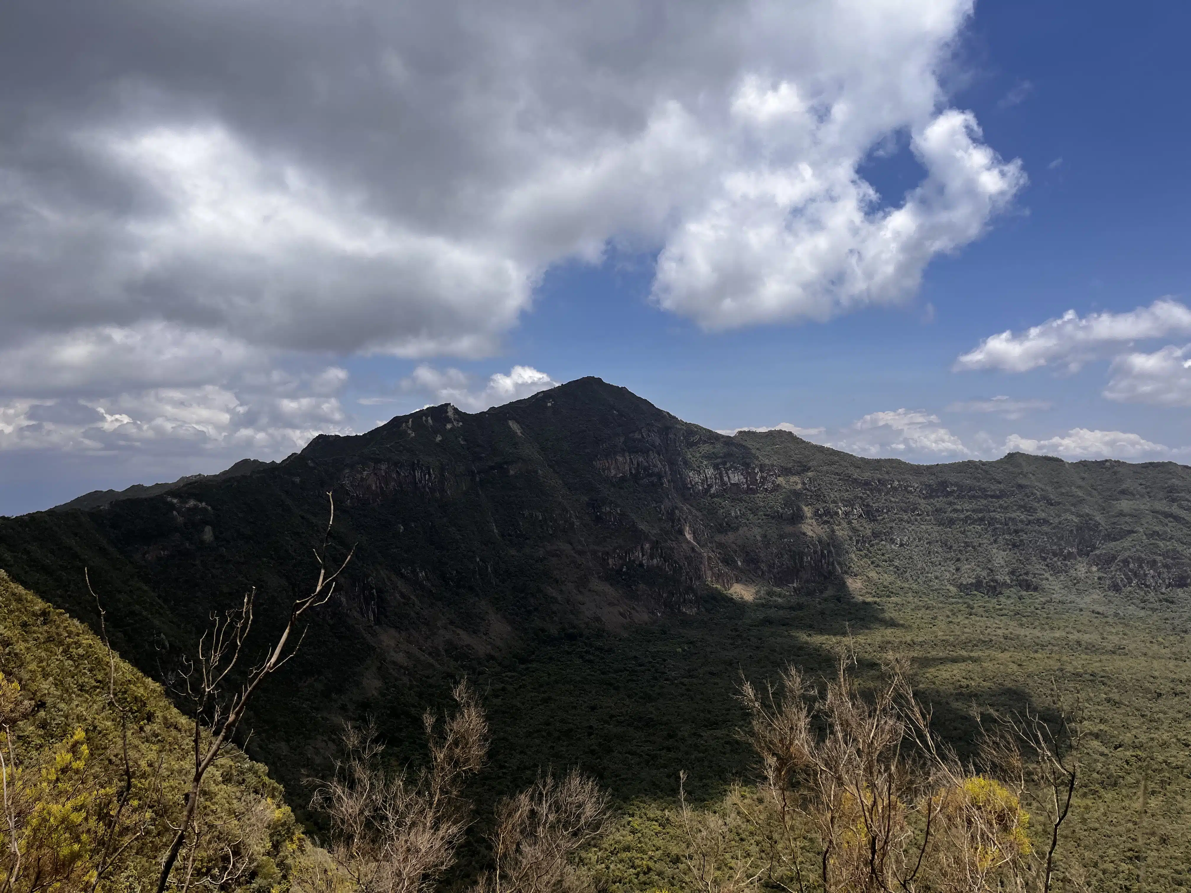 Mount Longonot Kenya: What Do You Need To Know To Visit + 16 FAQs