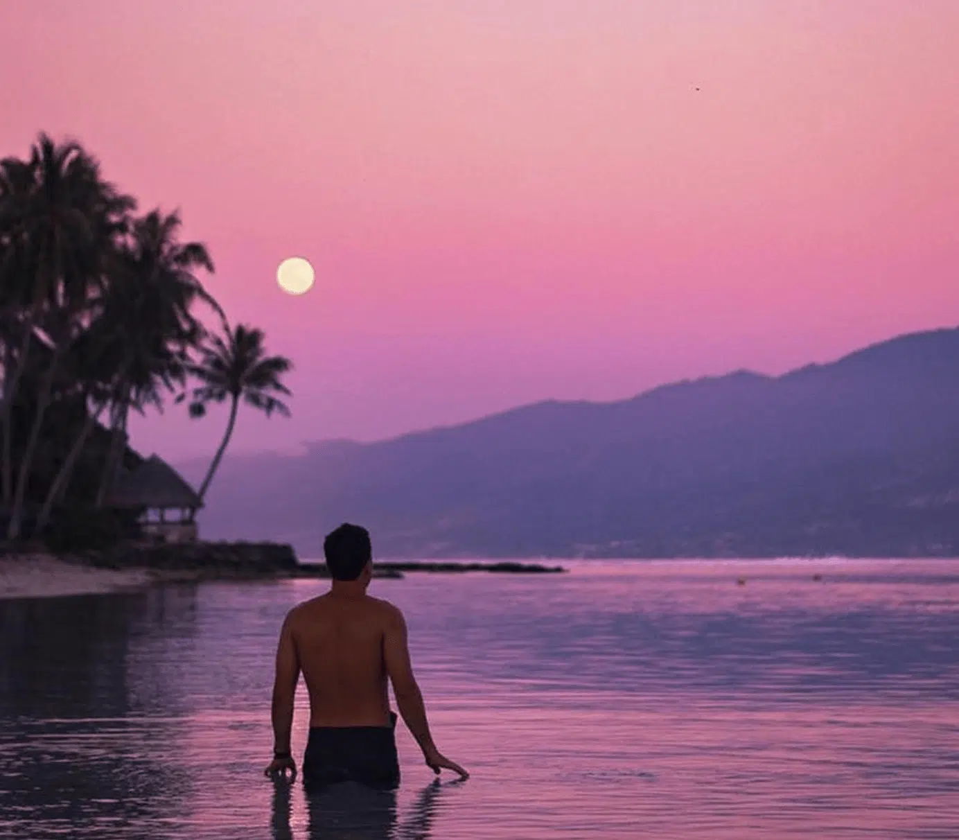 Temae Beach Guide: WHY The Most Beautiful Beach In Moorea?