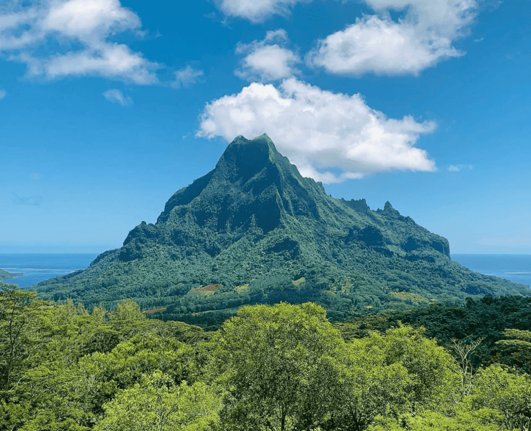 Climbing Mount Rotui (Moorea) In 2025: Full Guide