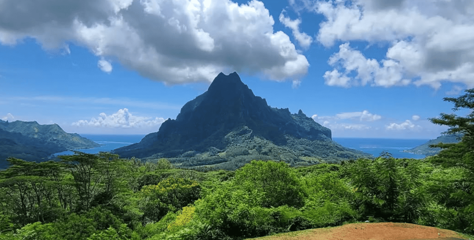 Moorea Hiking: Top 10 Trails To Do When Hiking In Moorea!